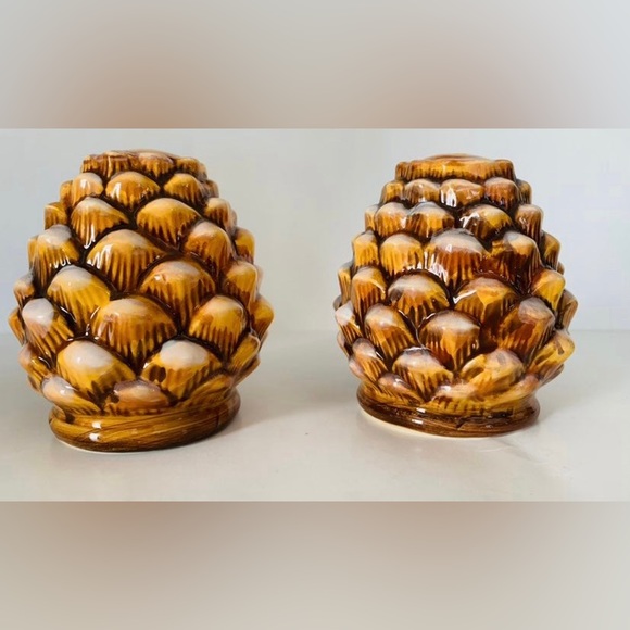 Dining | Pine Cone Salt And Pepper Shakers Ceramic Woodland Camp Winter ...